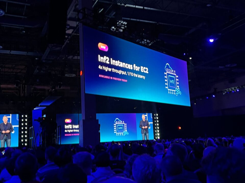 【速報】Inf2インスタンスが発表されました #reInvent | DevelopersIO