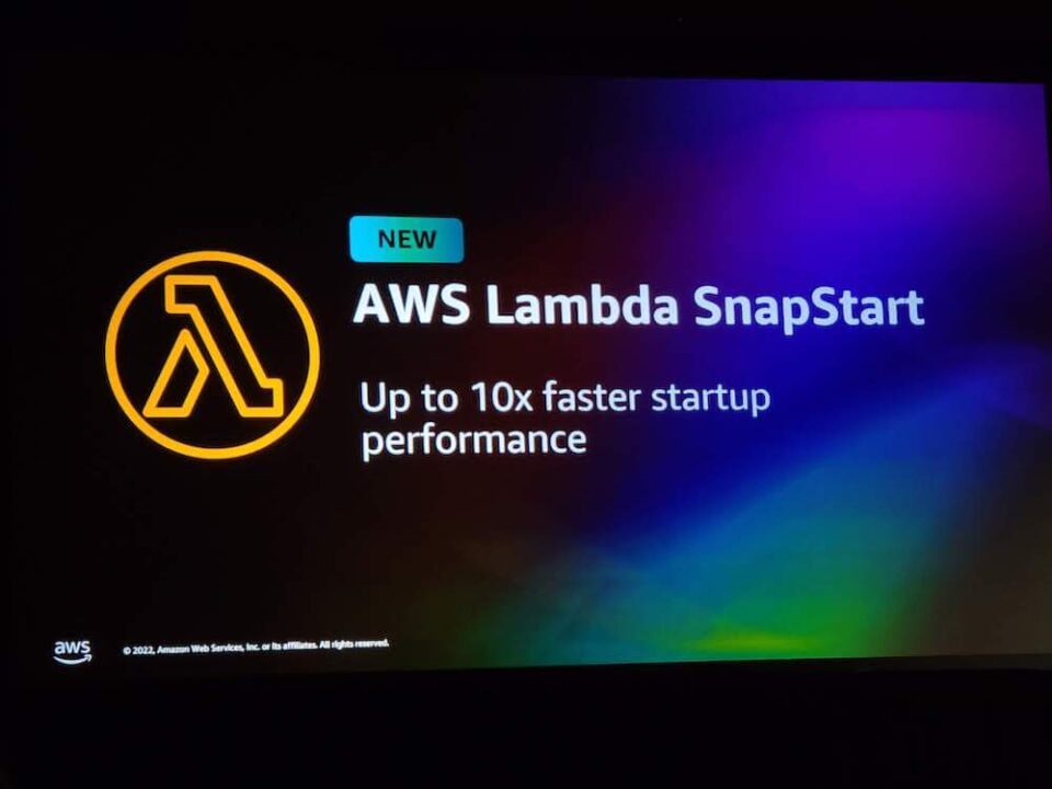 Lambdaのコールドスタートを解決するLambda SnapStartのセッションに参加してきた(SVS320) #reinvent | DevelopersIO