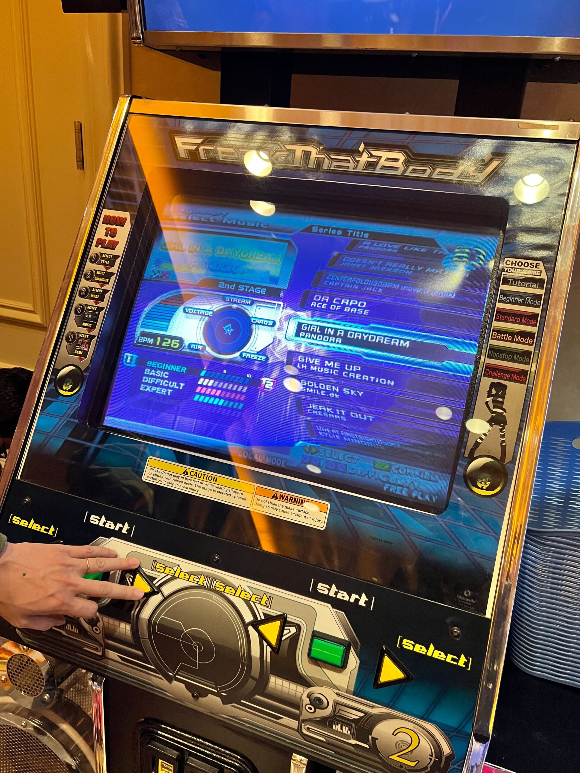 Dance Dance Revolutionで踊ってきました #reinvent | DevelopersIO