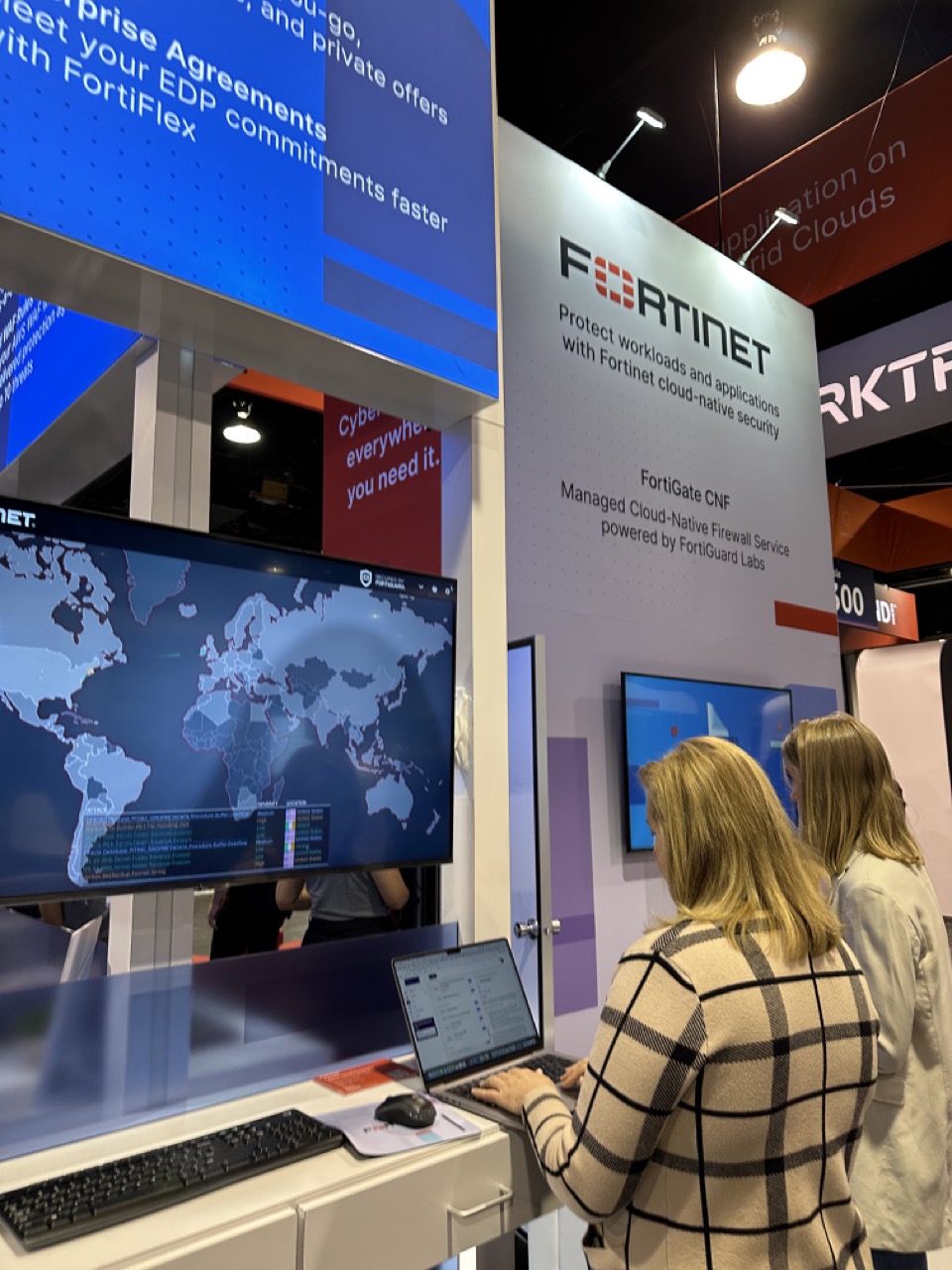 AWS re:Inforce 2023 EXPOを写真で紹介 #AWSreInforce | DevelopersIO